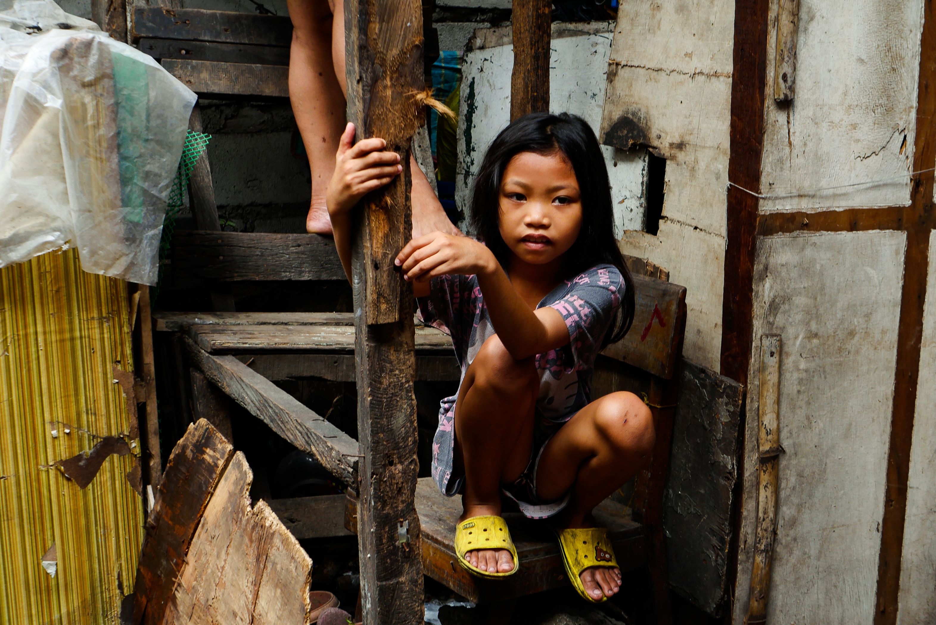 Child scavengers – casualties of the Philippines' war against waste ...